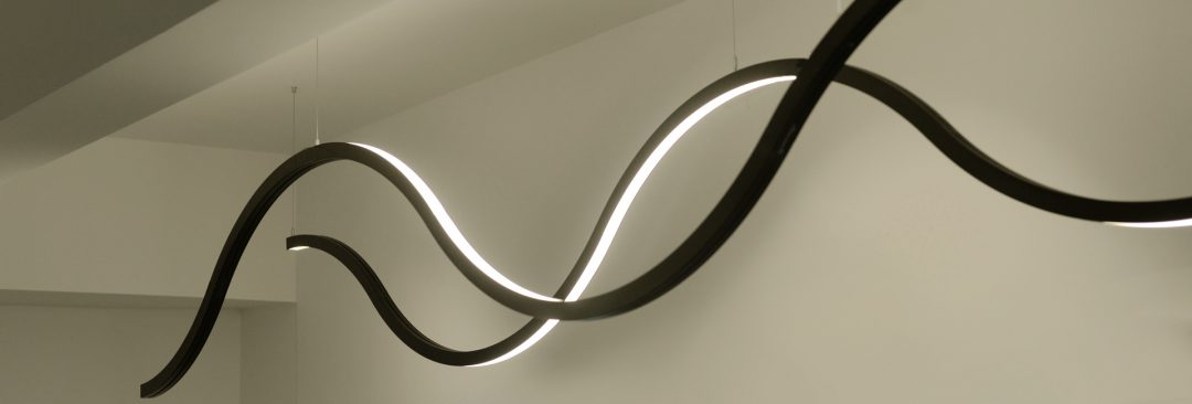 Chain GAS35 D1558 Ceiling Mounted LED Linear Curve Light | Greenlux
